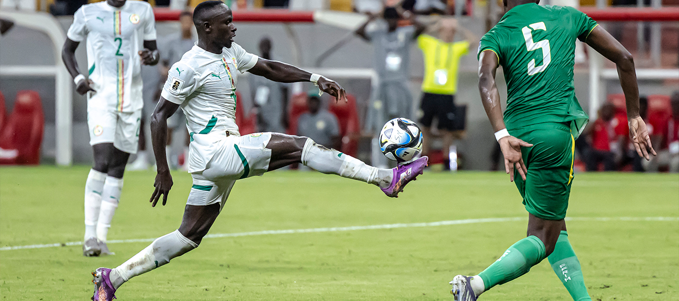 Sadio Mane Signed Memorabilia & Autograph | Icons.com