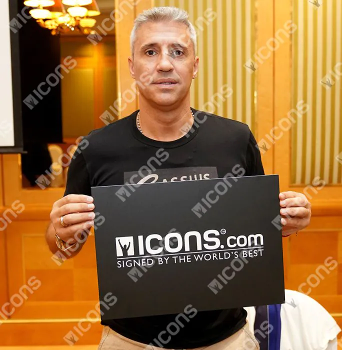 Hernan Crespo Signed AC Milan Photo In Black Wooden Frame: Celebration