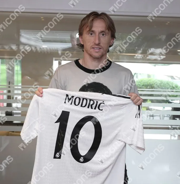 Luka Modric Back Signed Authentic Real Madrid 2024-25 Home Shirt In ...