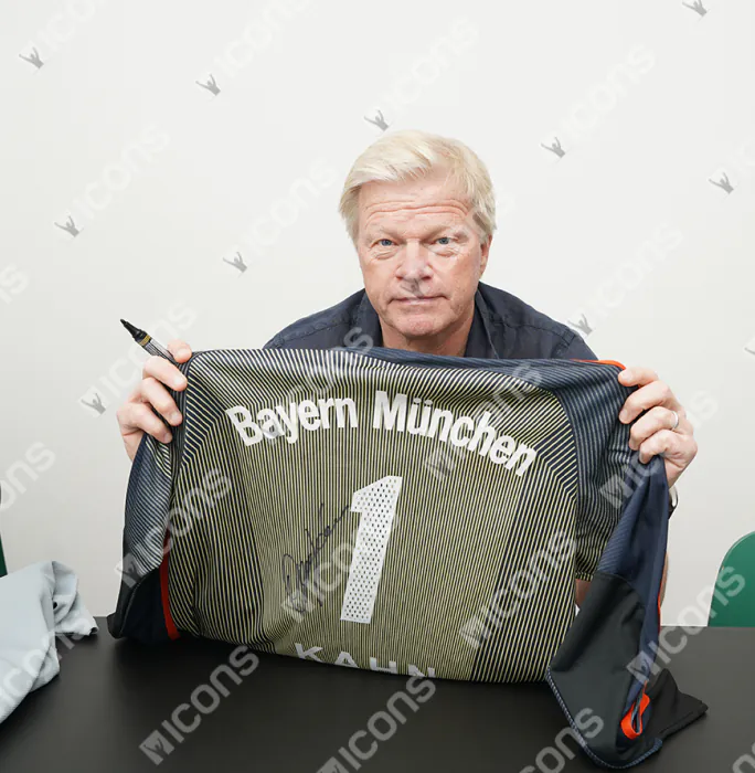 Oliver Kahn Back Signed FC Bayern Munich 2003-04 Goalkeeper Shirt In ...