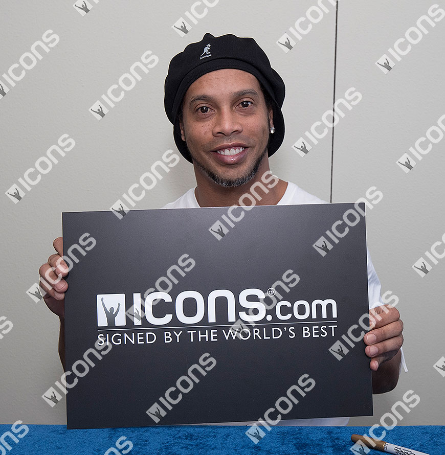 Ronaldinho Autograph
